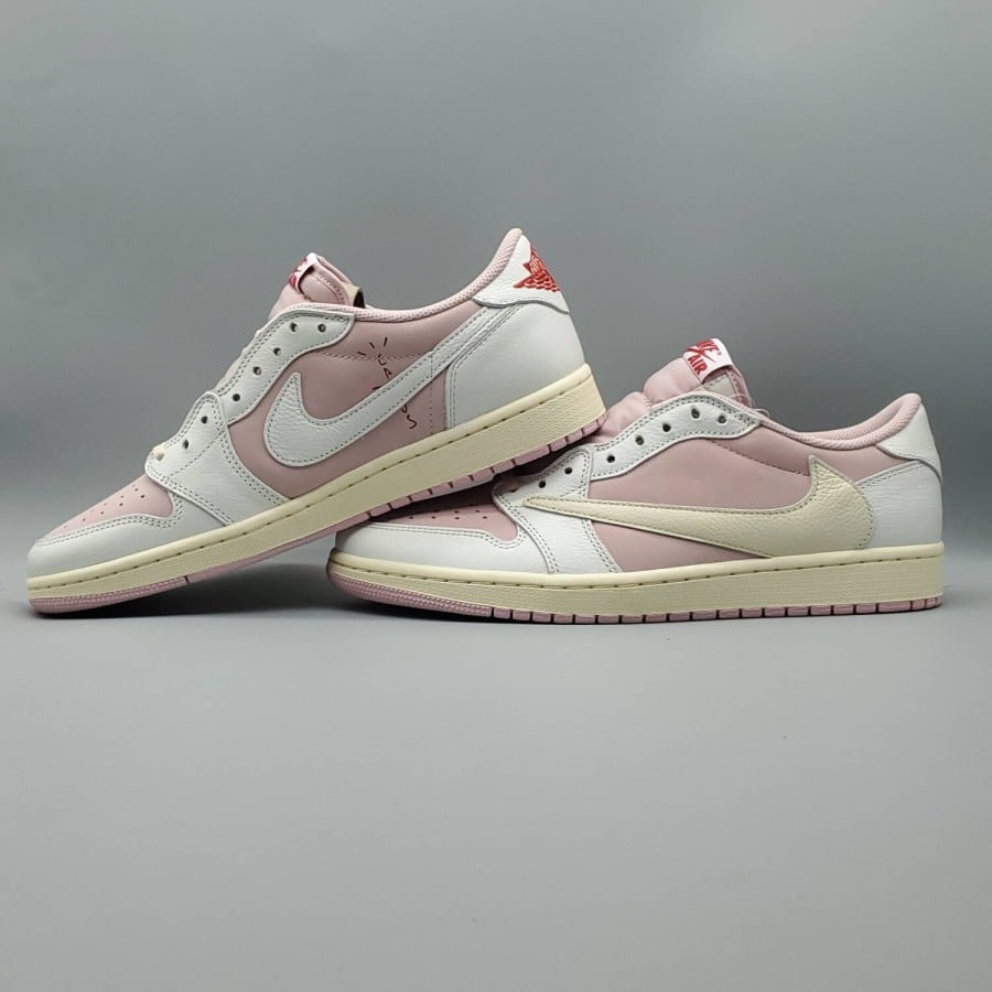 Travis Scott x Air Jordan 1 Low OG SP 'Sail Shy Pink' - DM7866-106 ...